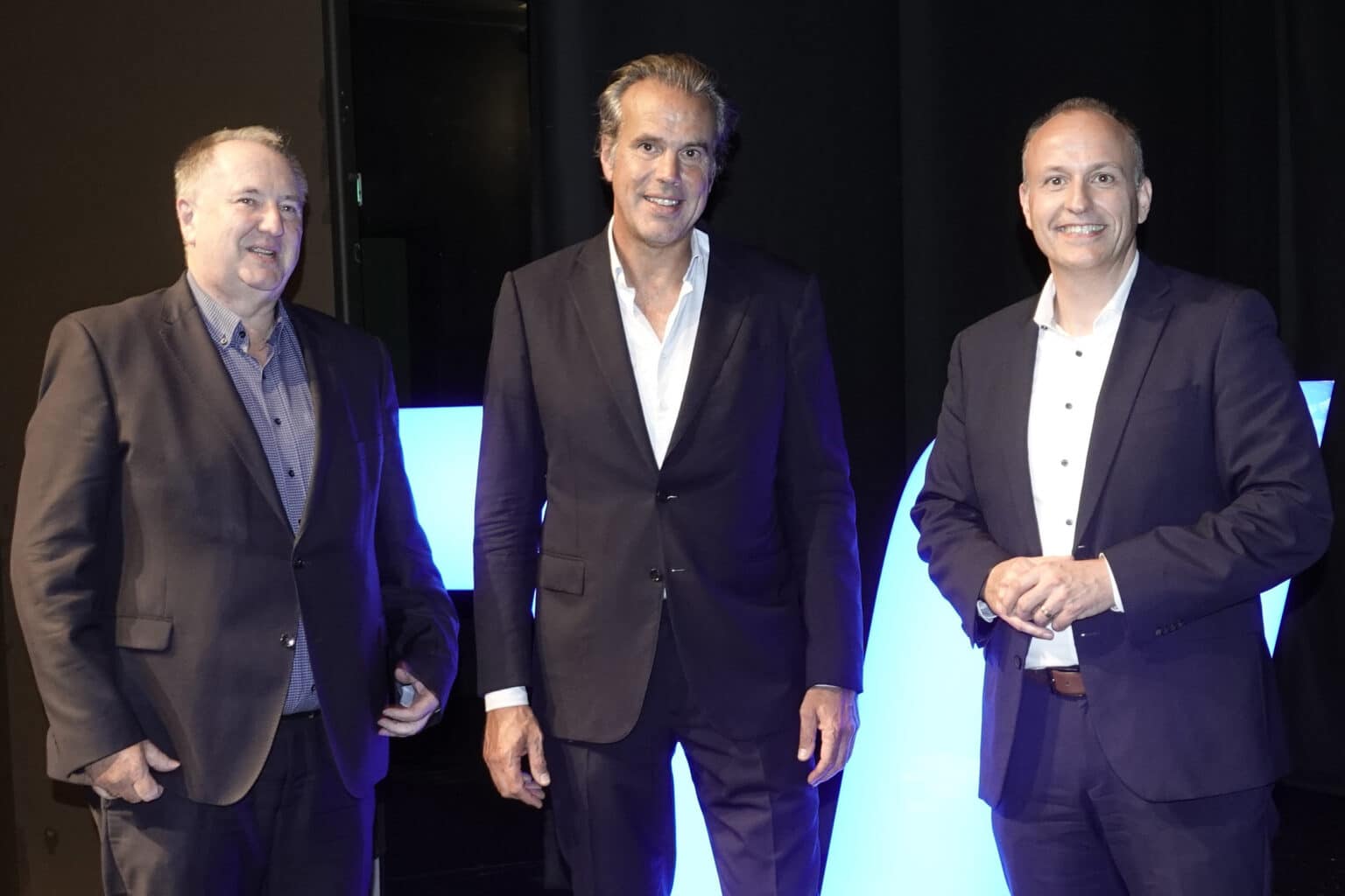 Dorfinfo.de: Ex-Google-Chef spricht bei Volksbank-Dialog: „Lasst es uns ...